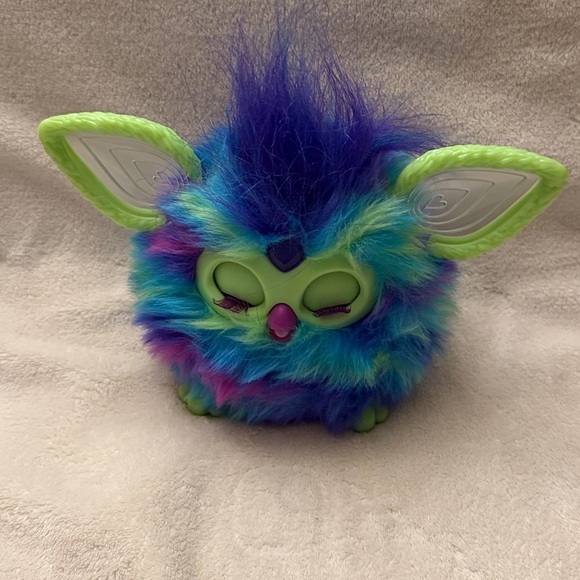 Toys | Furby Galaxy Edition Glow In The Dark Voice Activated ...